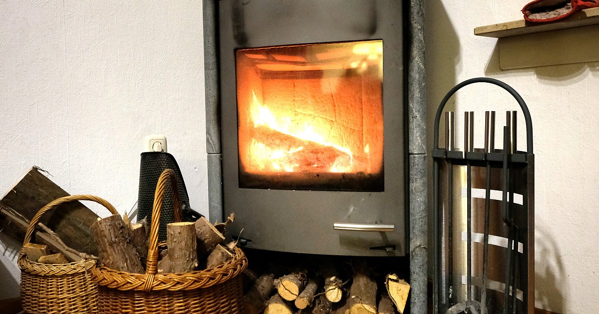 Gütersloher Schornsteinfeger warnt: Deadline für ältere Kaminöfen rückt näher | nw.de