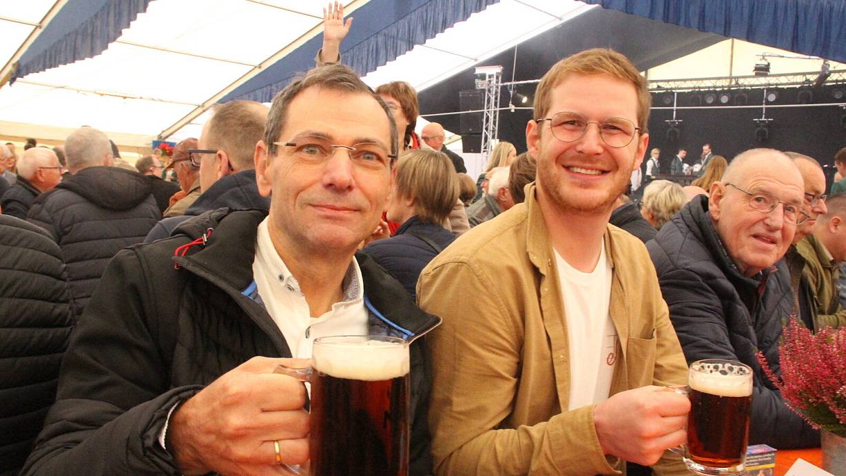 Traditioneller Ehrenamtsfrühschoppen auf der Warburger Oktoberwoche | nw.de