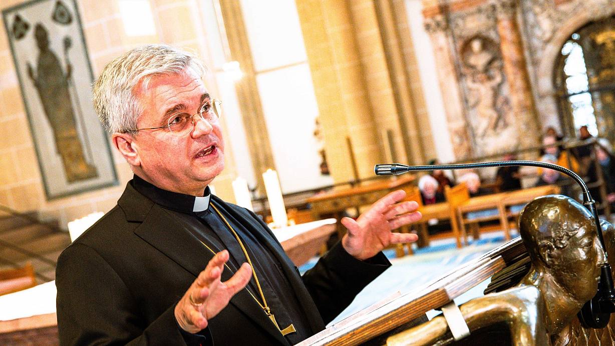 Amtseinführung des Paderborner Erzbischofs: Live-Übertragung und Begegnungsfest | nw.de